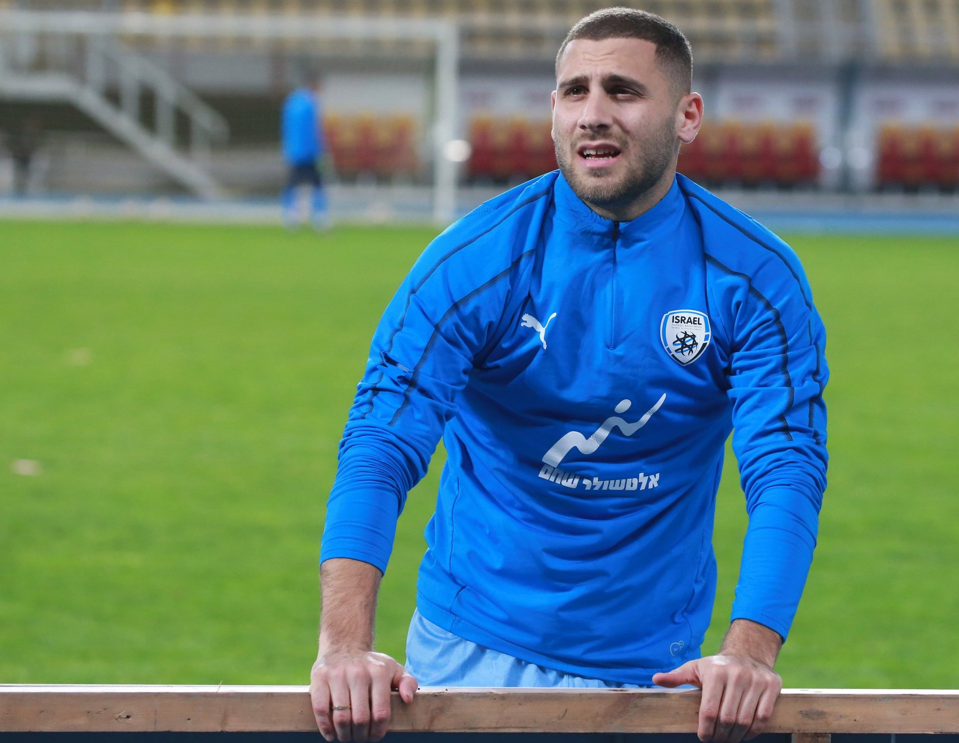 Shon Weissman juega 45 minutos con Israel en la derrota por 5-0 contra ...